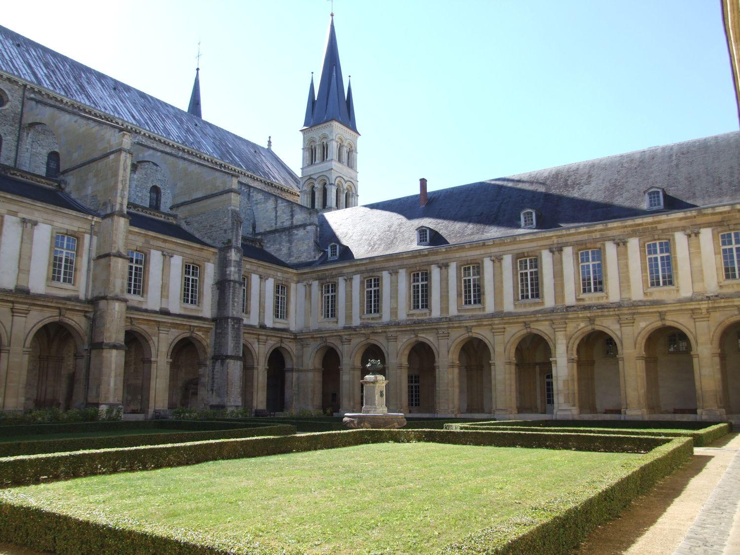 Requiem Mozart in de kathedralen van Reims en Chalons en Champagne - IC ...